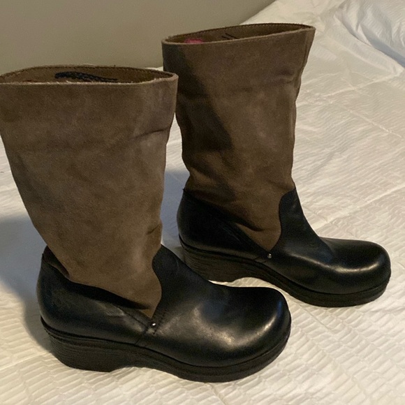 OTBT | Shoes | Otbt Belleville Leather Suede Clog Style Fold Down Or ...
